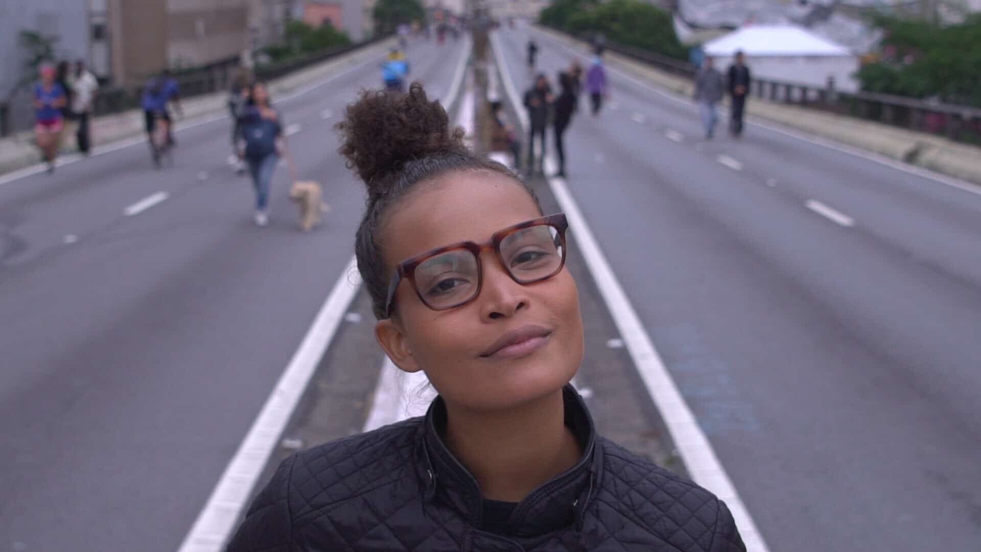 De mudança: veja o segundo vídeo da youtuber Mari Ribeiro