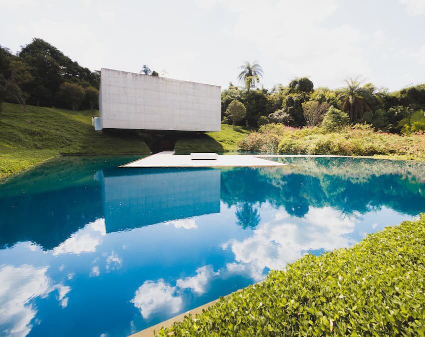 Instituto Inhotim: Conheça este centro de arte e natureza