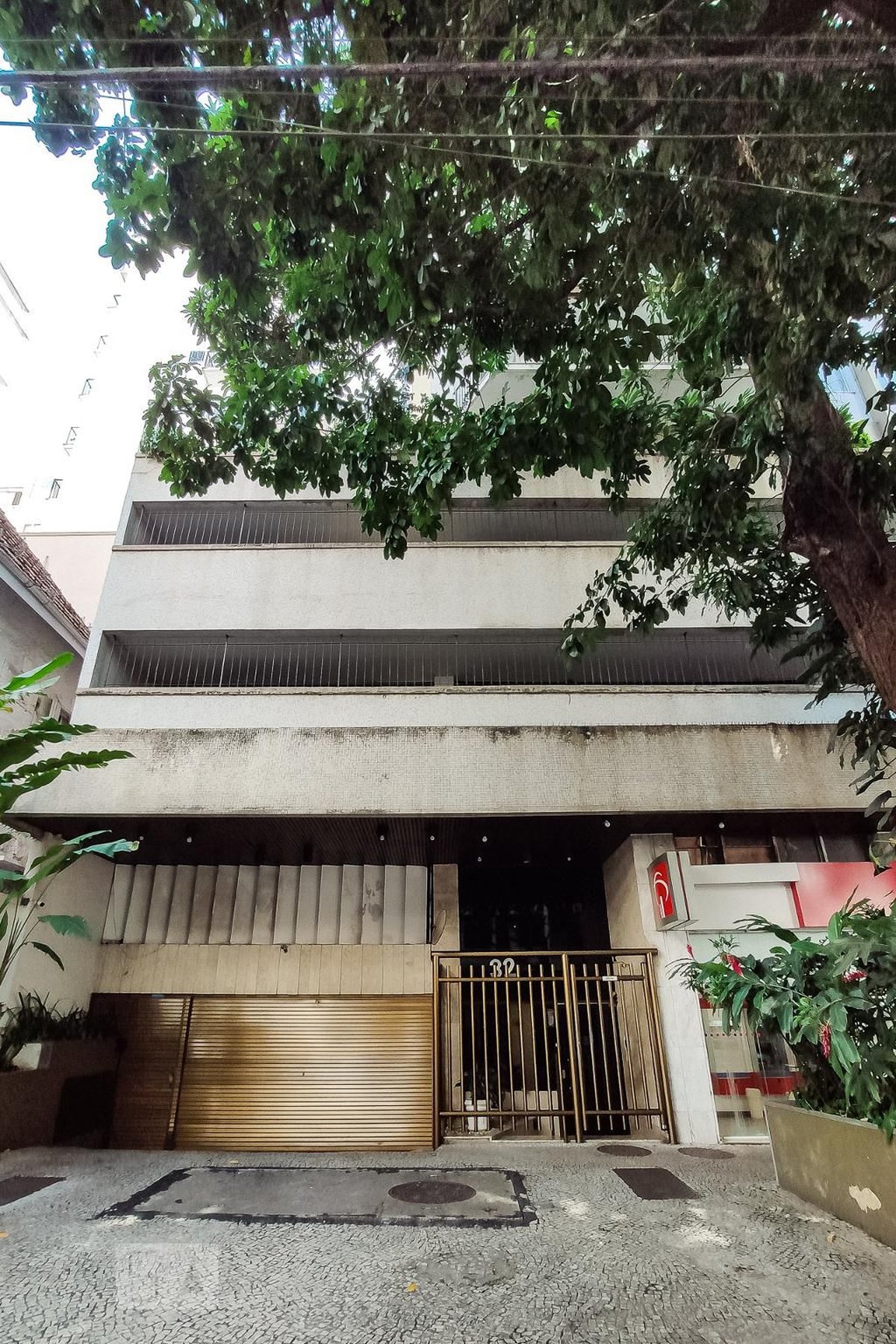 Edifício Jardim Laranjeira, Laranjeiras - Rio de Janeiro - Alugue ou Compre - QuintoAndar