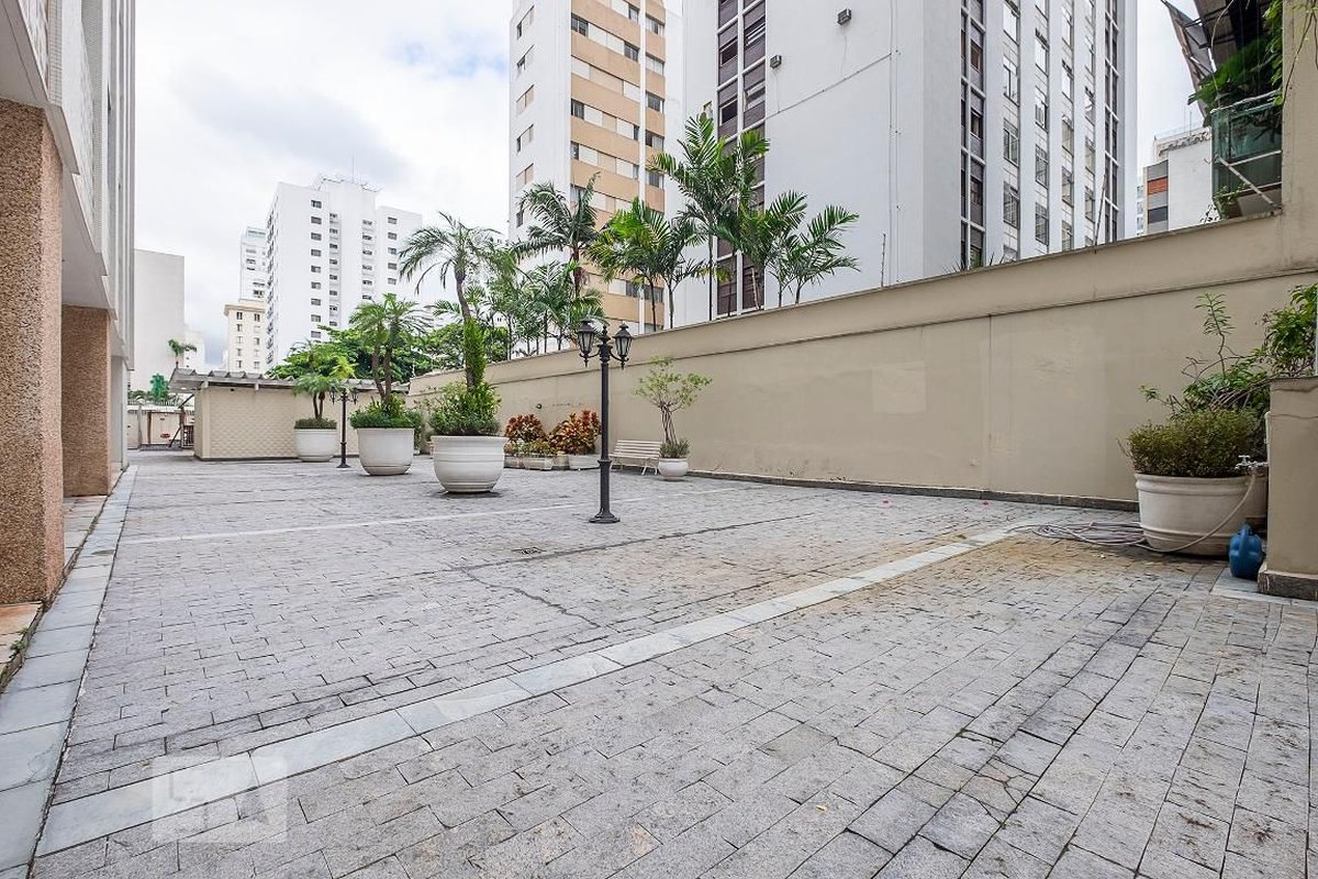 Condomínio em Alameda Lorena, 142, Jardim Paulista - São Paulo - Alugue ...