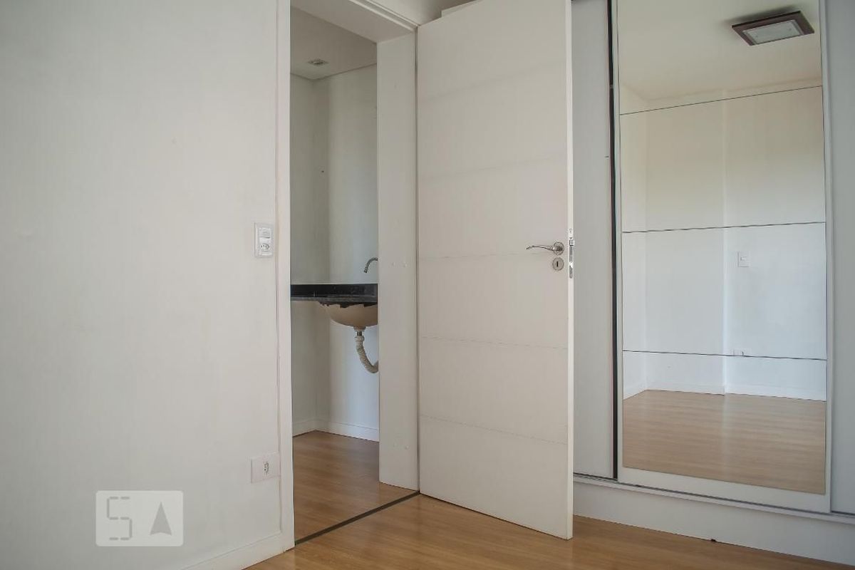 Studio com 1 quarto para alugar em Cristo Rei, Curitiba por R$ 1.650,00 ...