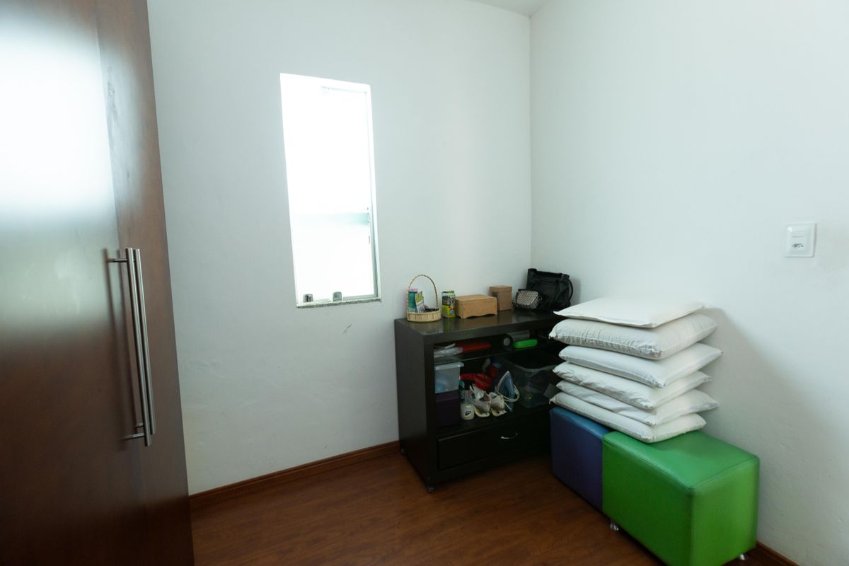 Casa com 3 quartos para alugar em Lindéia, Contagem por R$ 4.000,00 ...