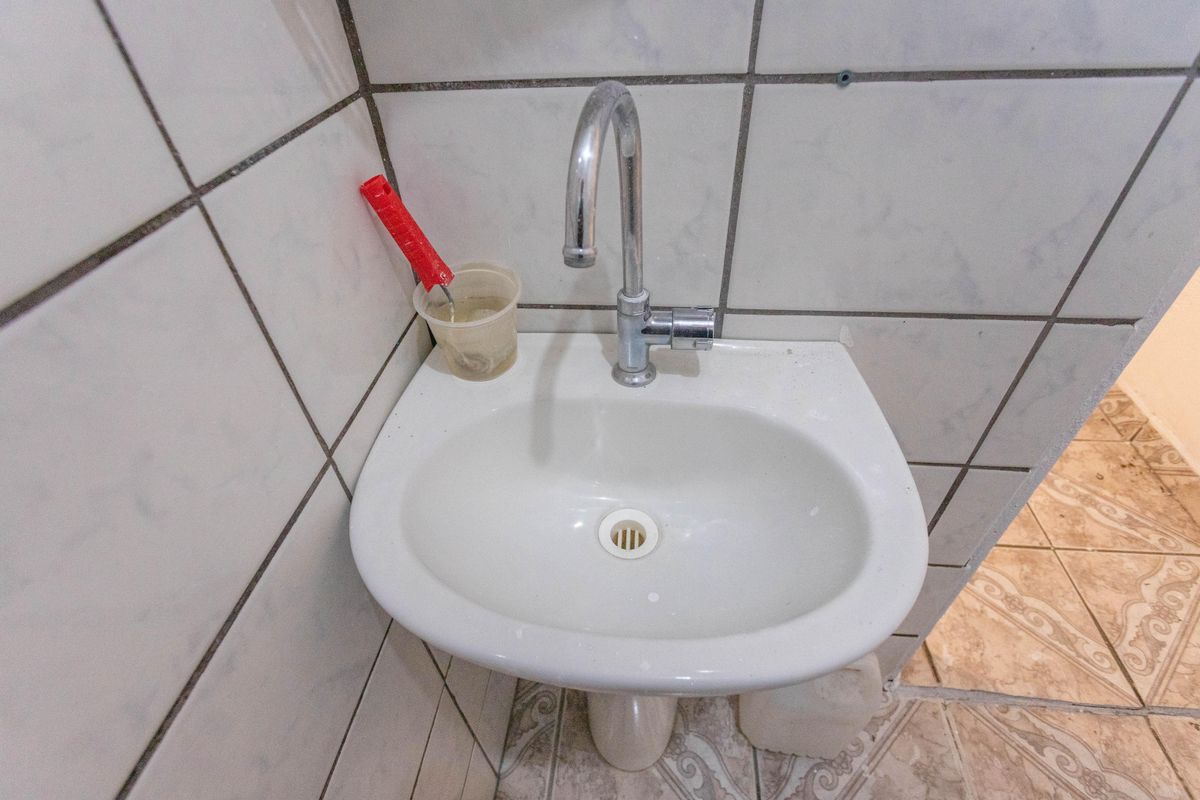 Casa com 1 quarto para alugar em Taboão, Diadema por R$ 680,00 ...