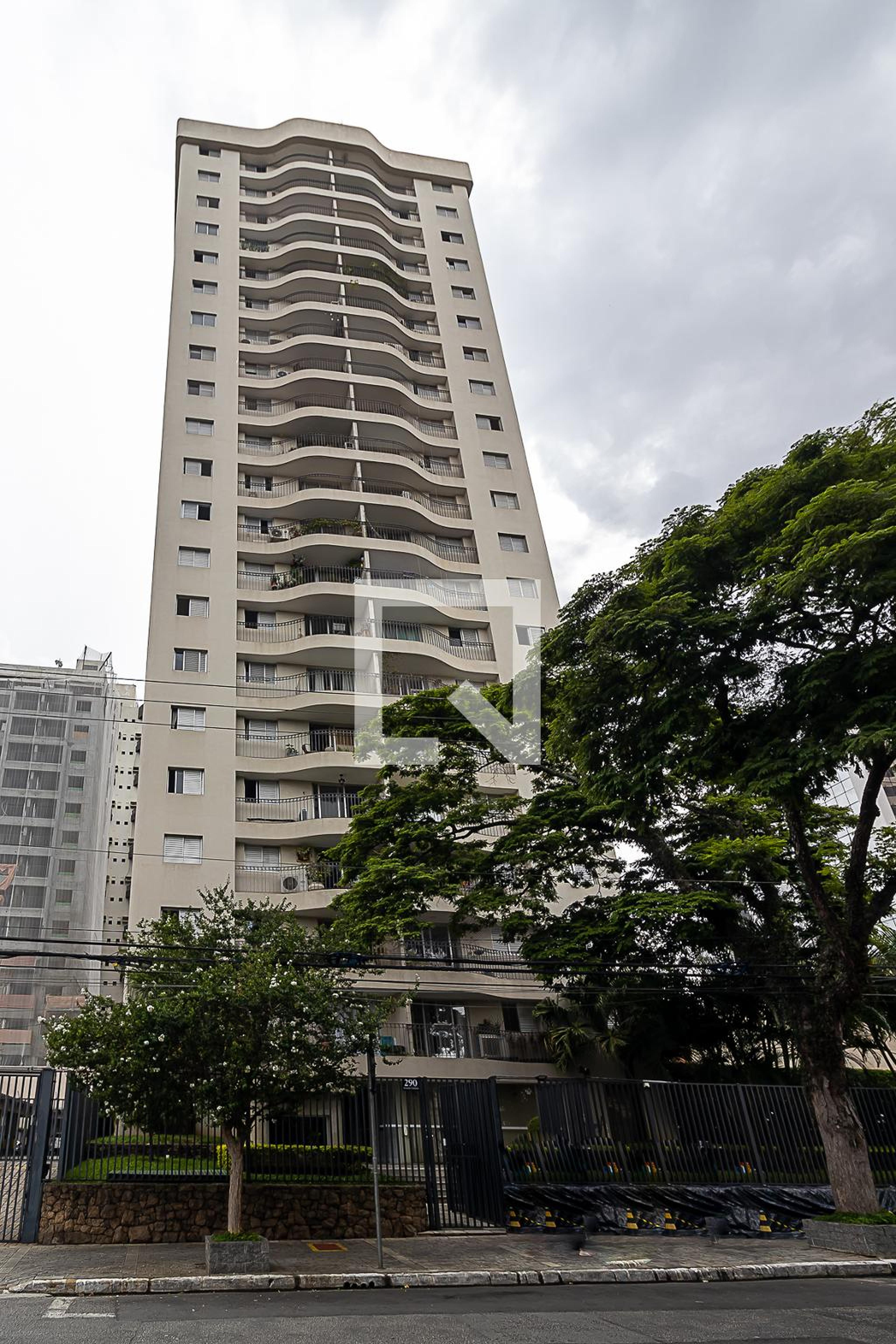 Condomínio Ile de France, Moema - São Paulo - Alugue ou Compre ...