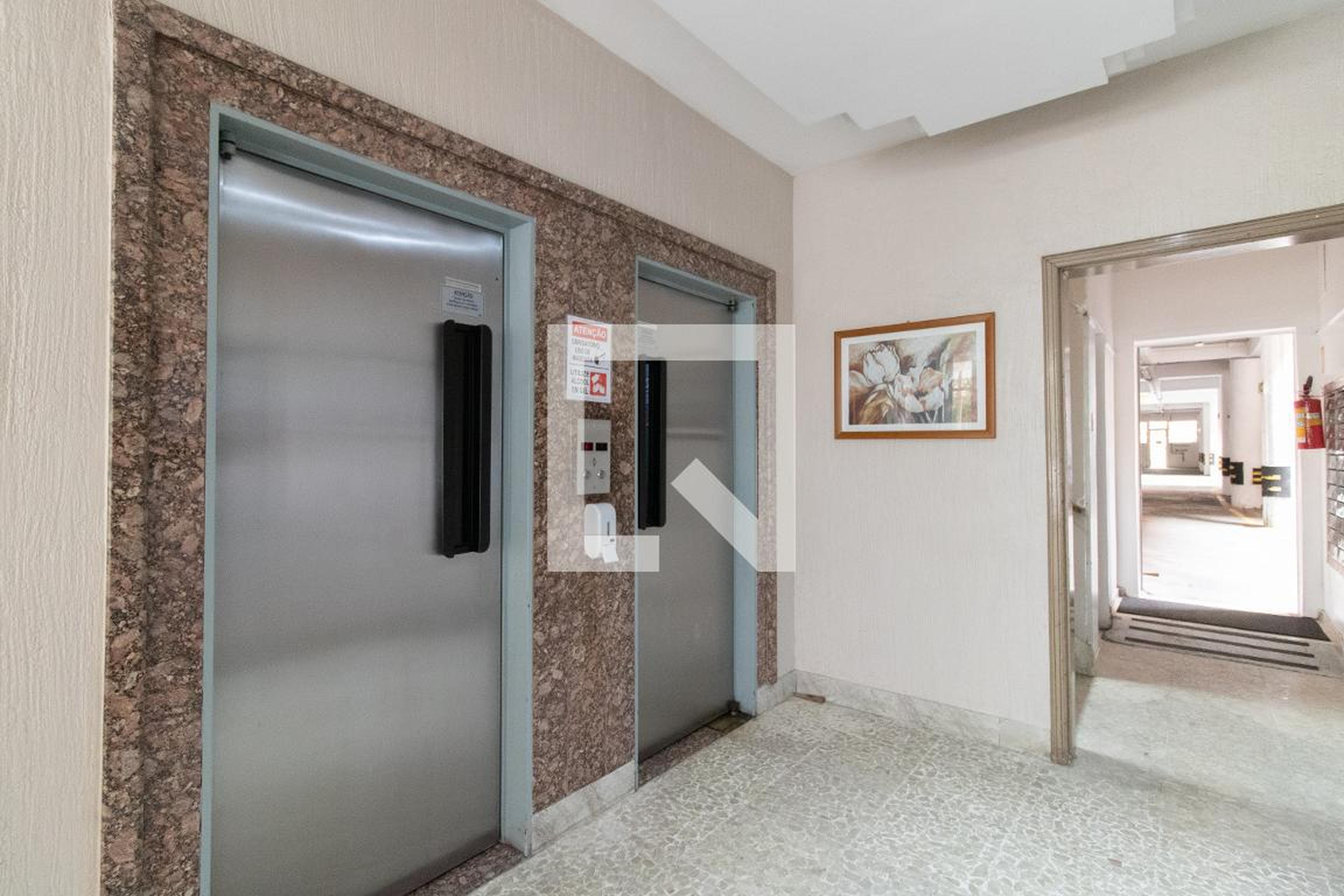 Condomínio Edifício Santa Rita, Centro Histórico - Porto Alegre ...