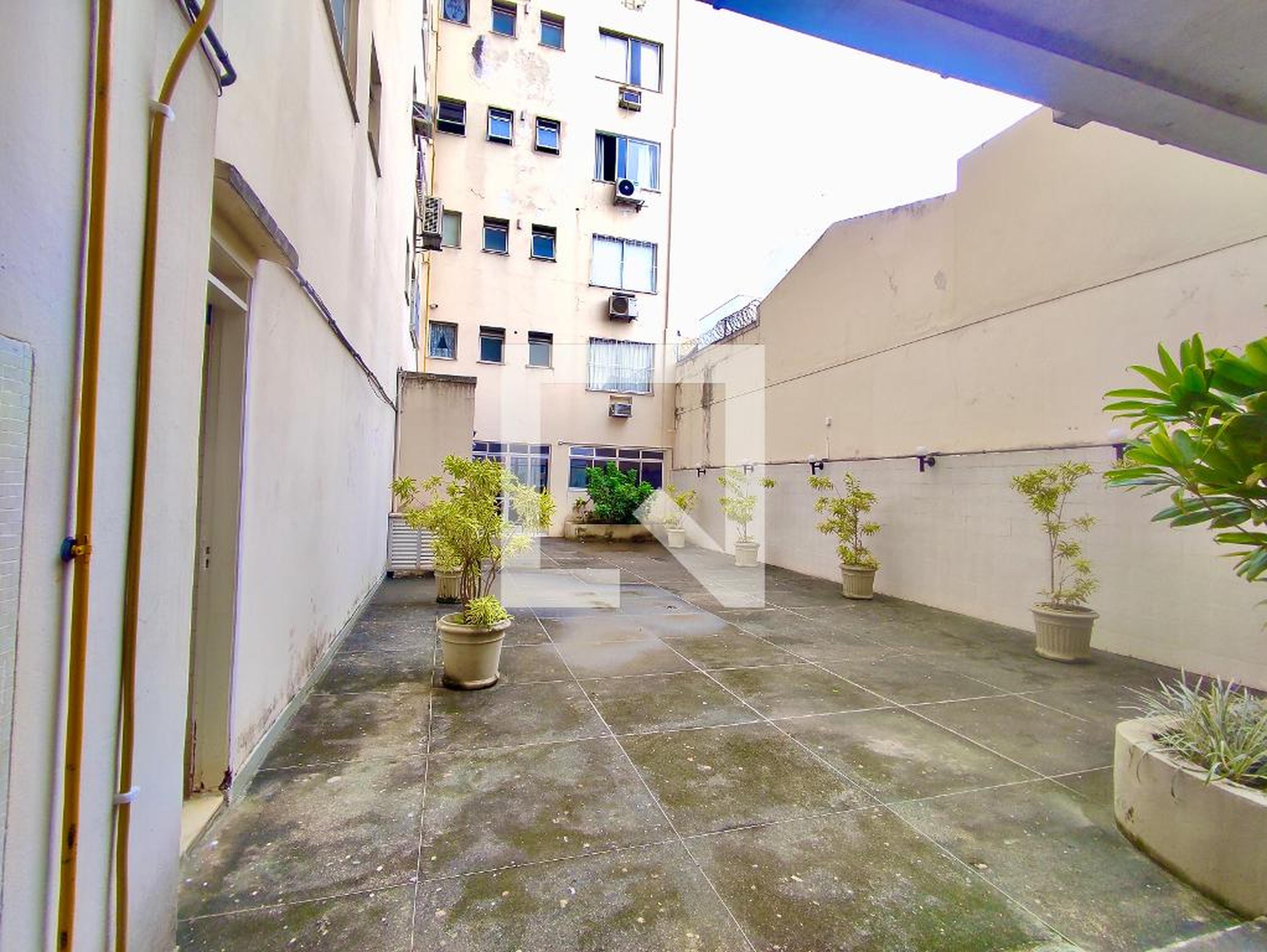 Condomínio Edifício Pena Violeta, Ipanema - Rio de Janeiro - Alugue ou Compre - QuintoAndar