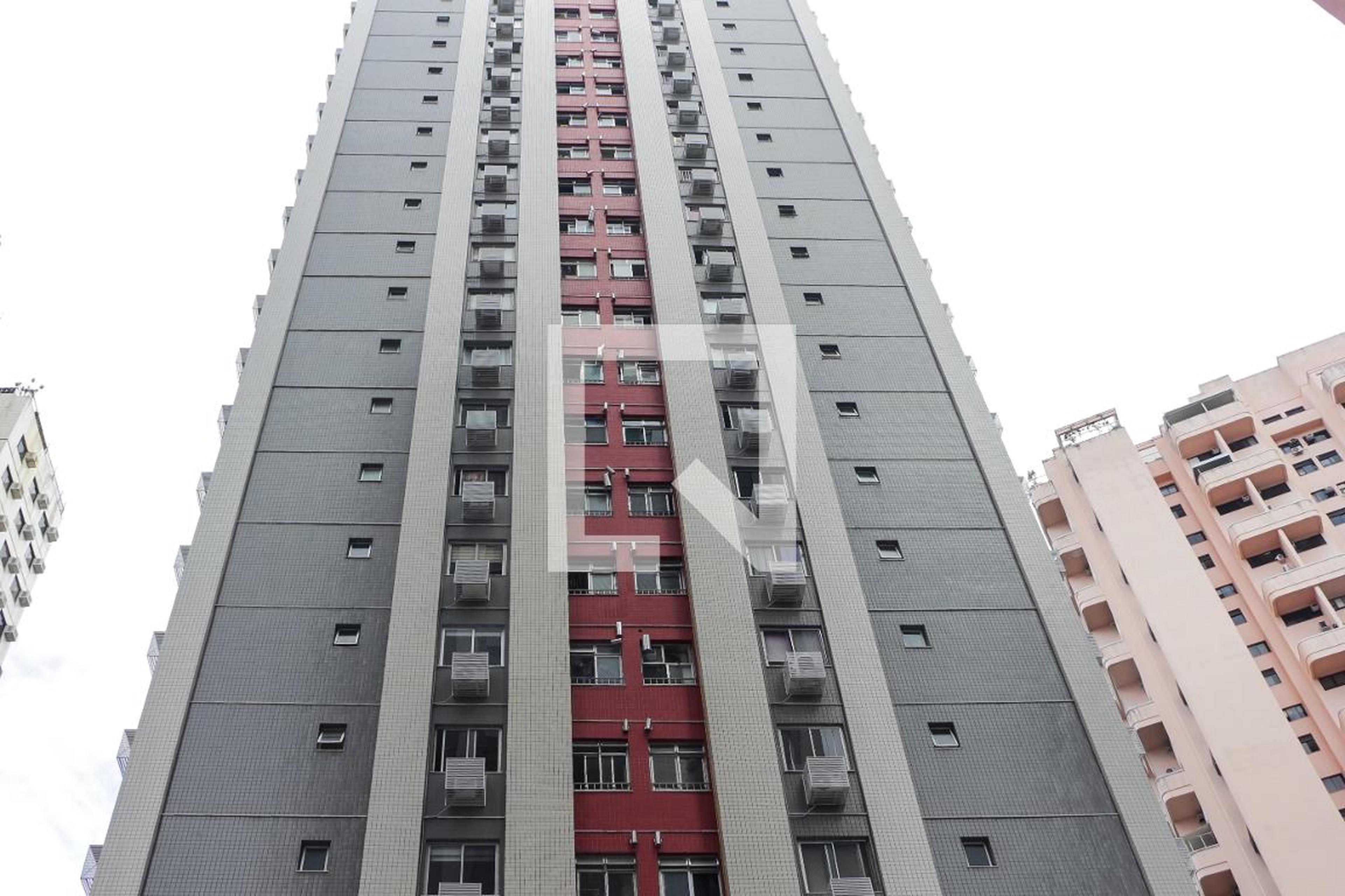 Condomínio Barra Golden, Barra da Tijuca - Rio de Janeiro - Alugue ou ...