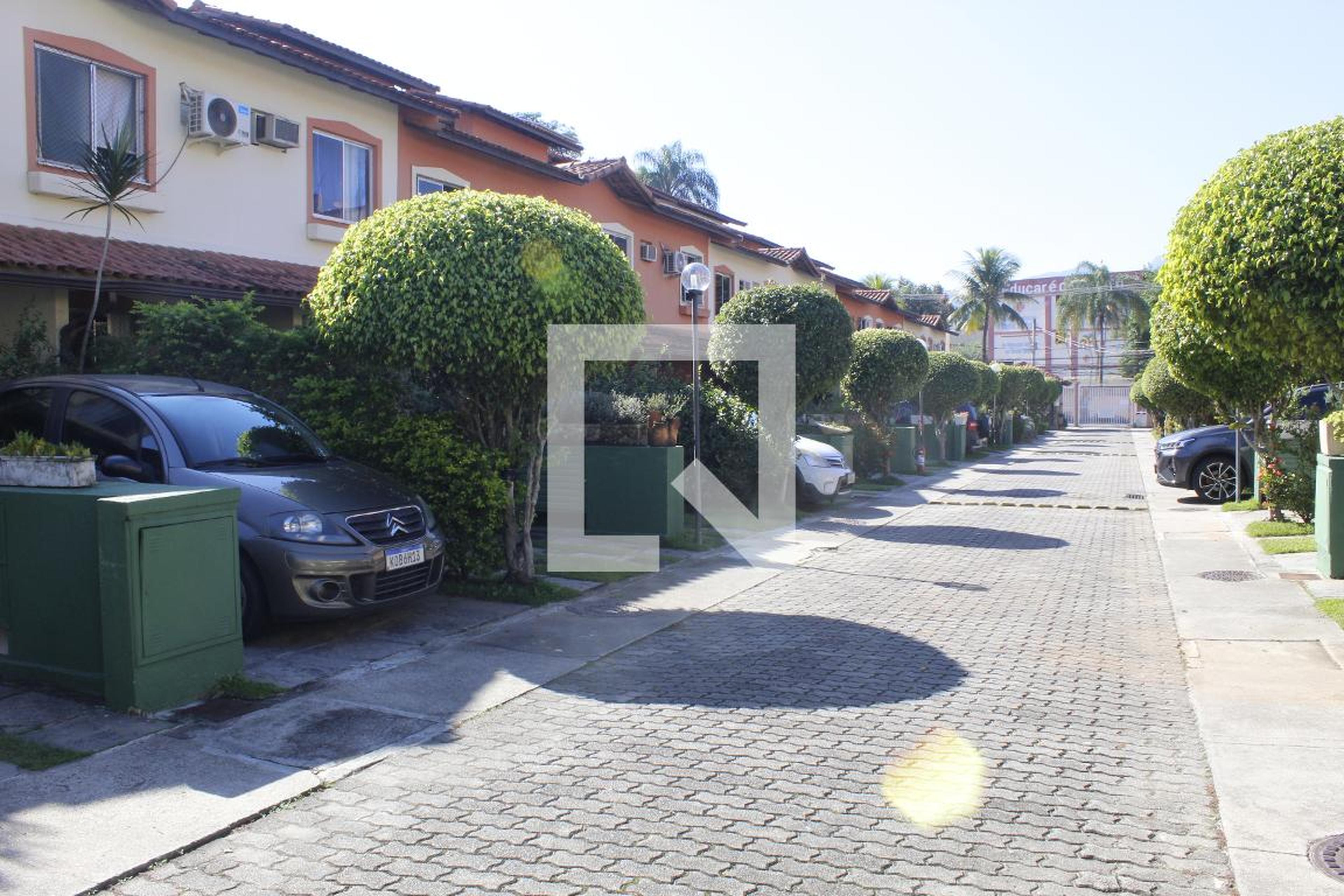 Condomínio Torino, Freguesia - Rio de Janeiro - Alugue ou Compre ...