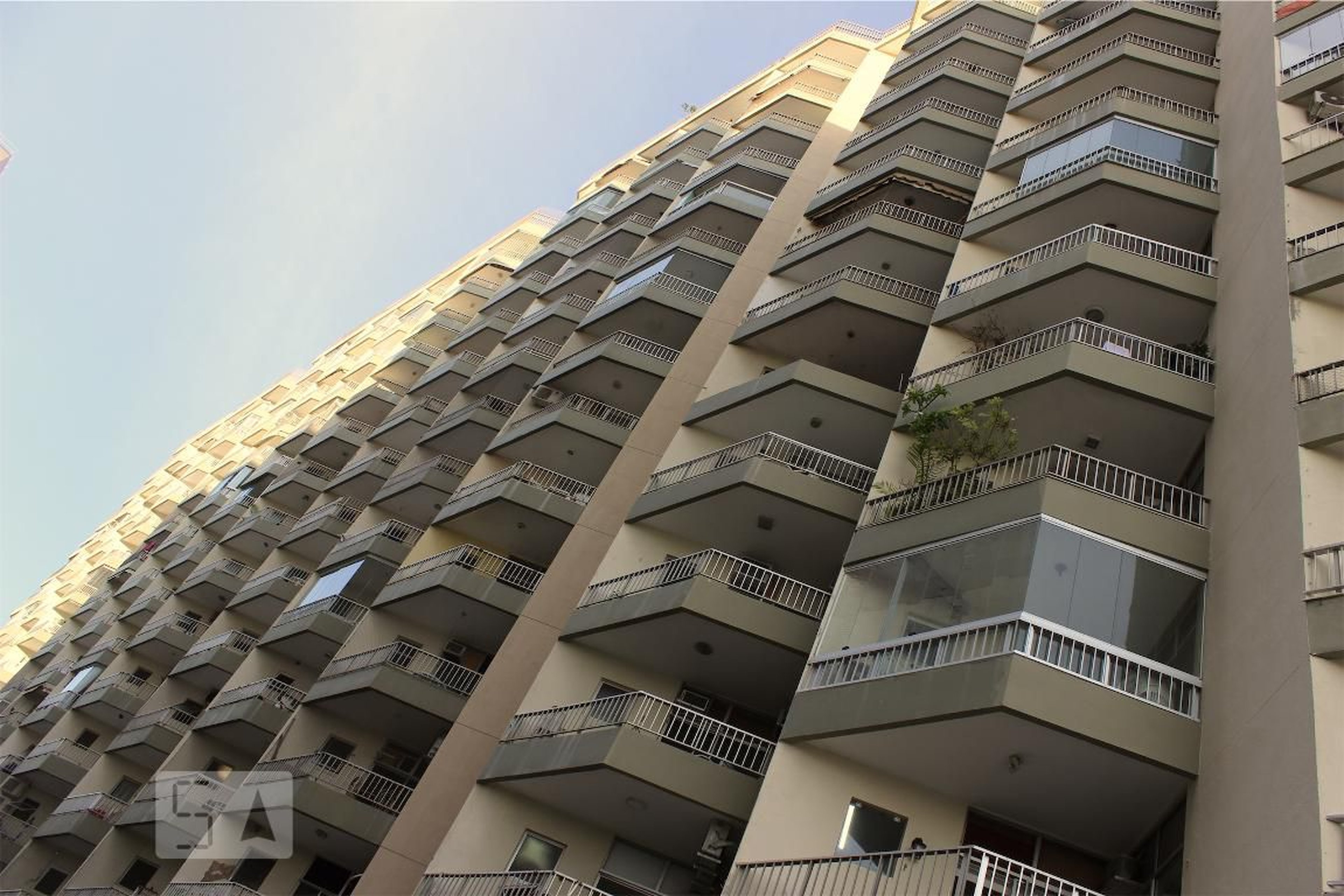 Condomínio Barra Palace, Jardim Oceânico - Rio de Janeiro - Alugue ou ...