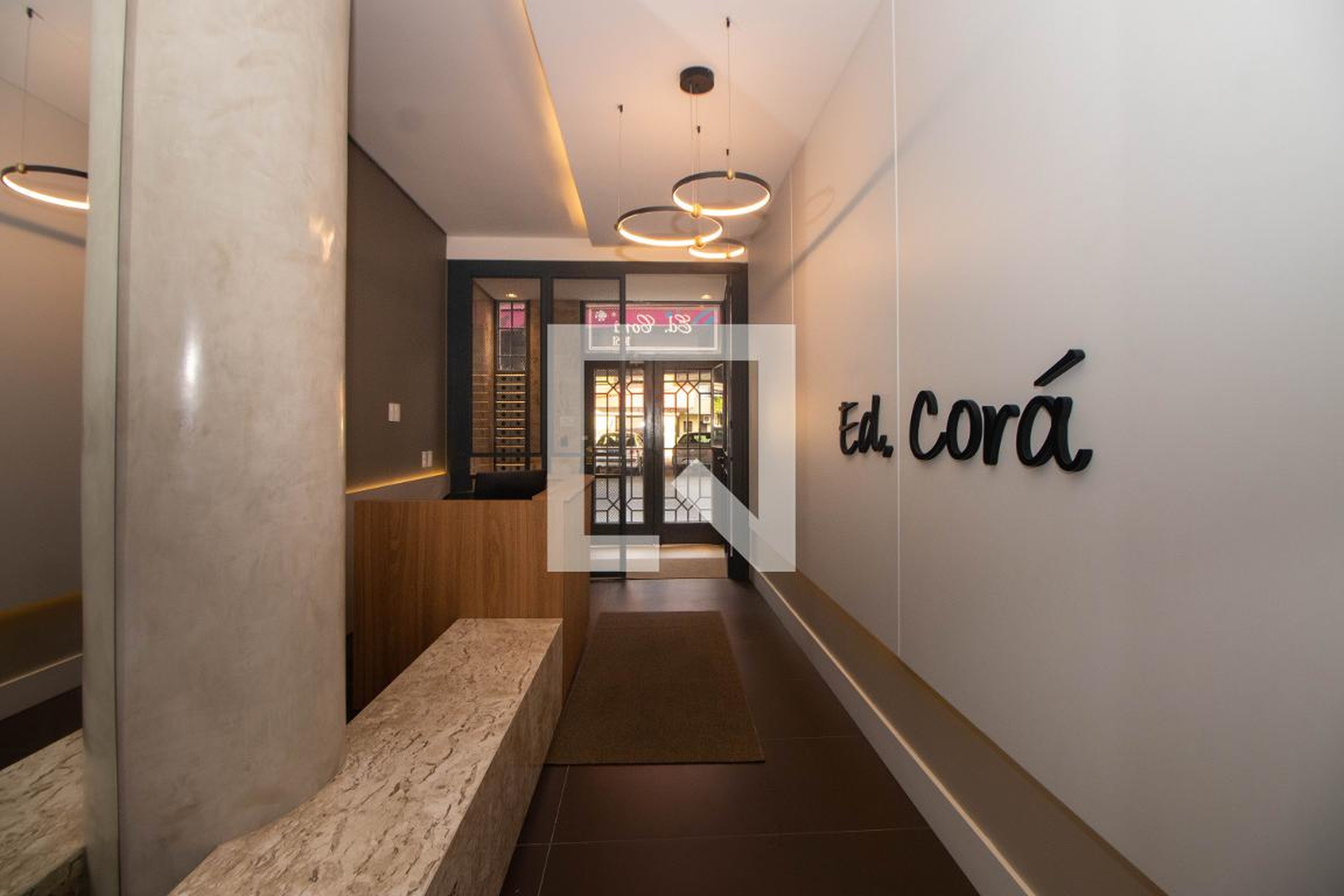 Edifício Corá, Rio Branco - Porto Alegre - Alugue ou Compre - QuintoAndar