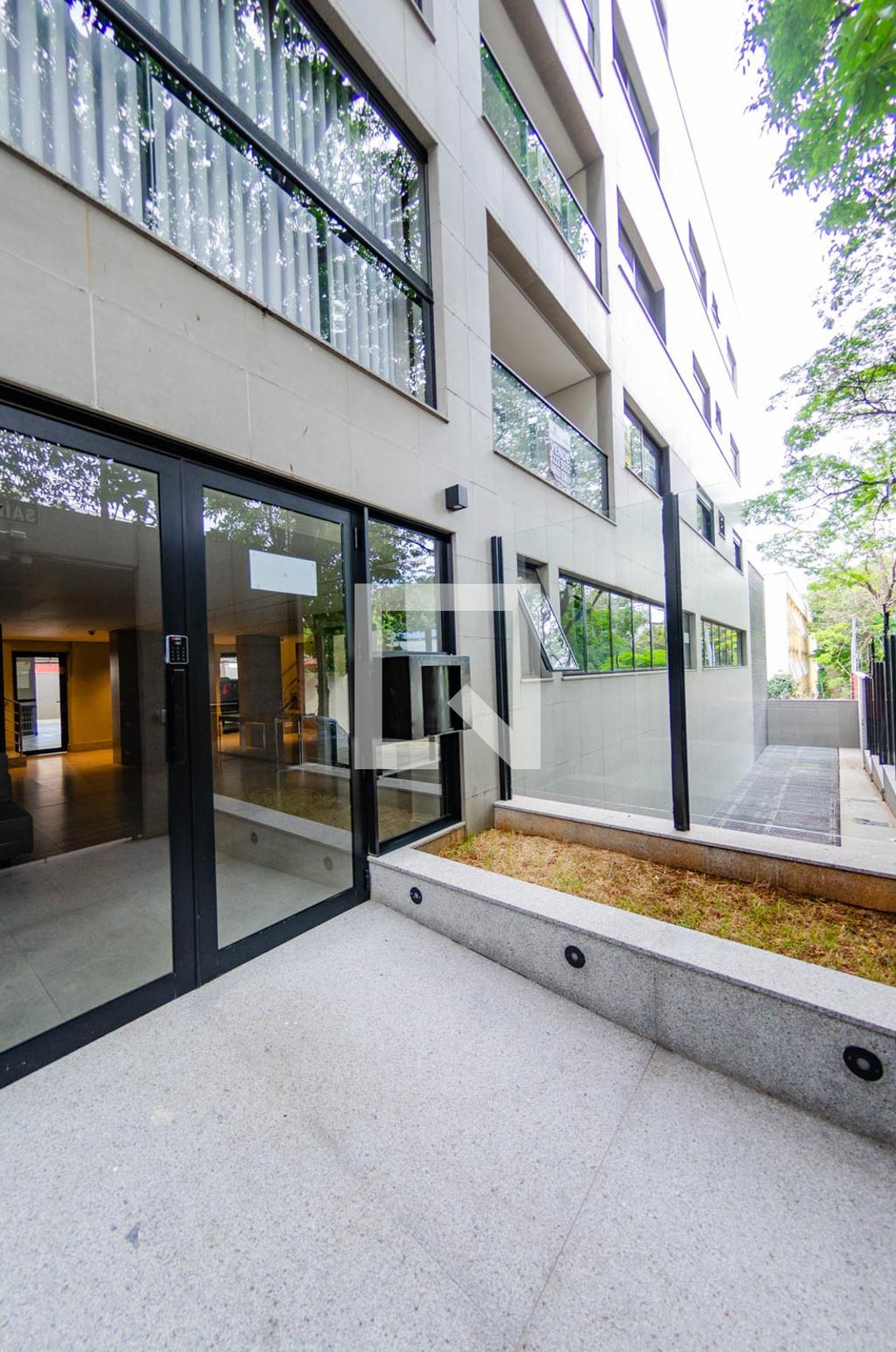 Condomínio Edifício Rivadavia Moreira, Serra - Belo Horizonte - Alugue ...