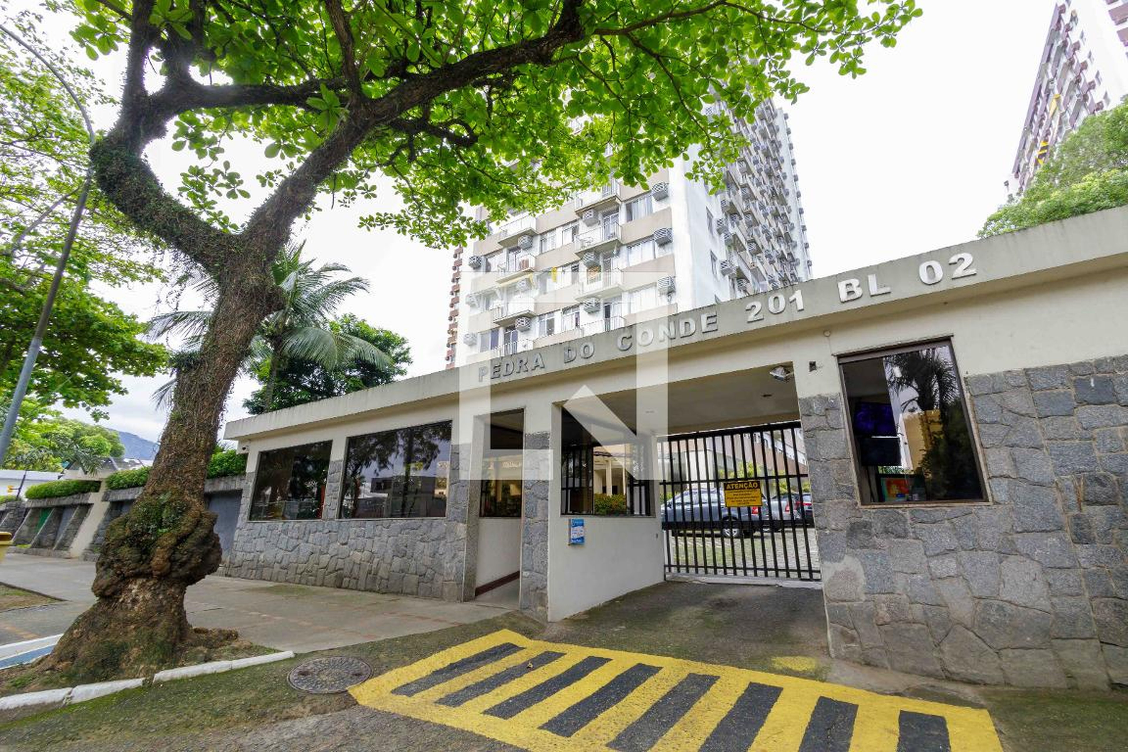 Condomínio em Rua Sylvio da Rocha Pollis, 210, Barra da Tijuca ...