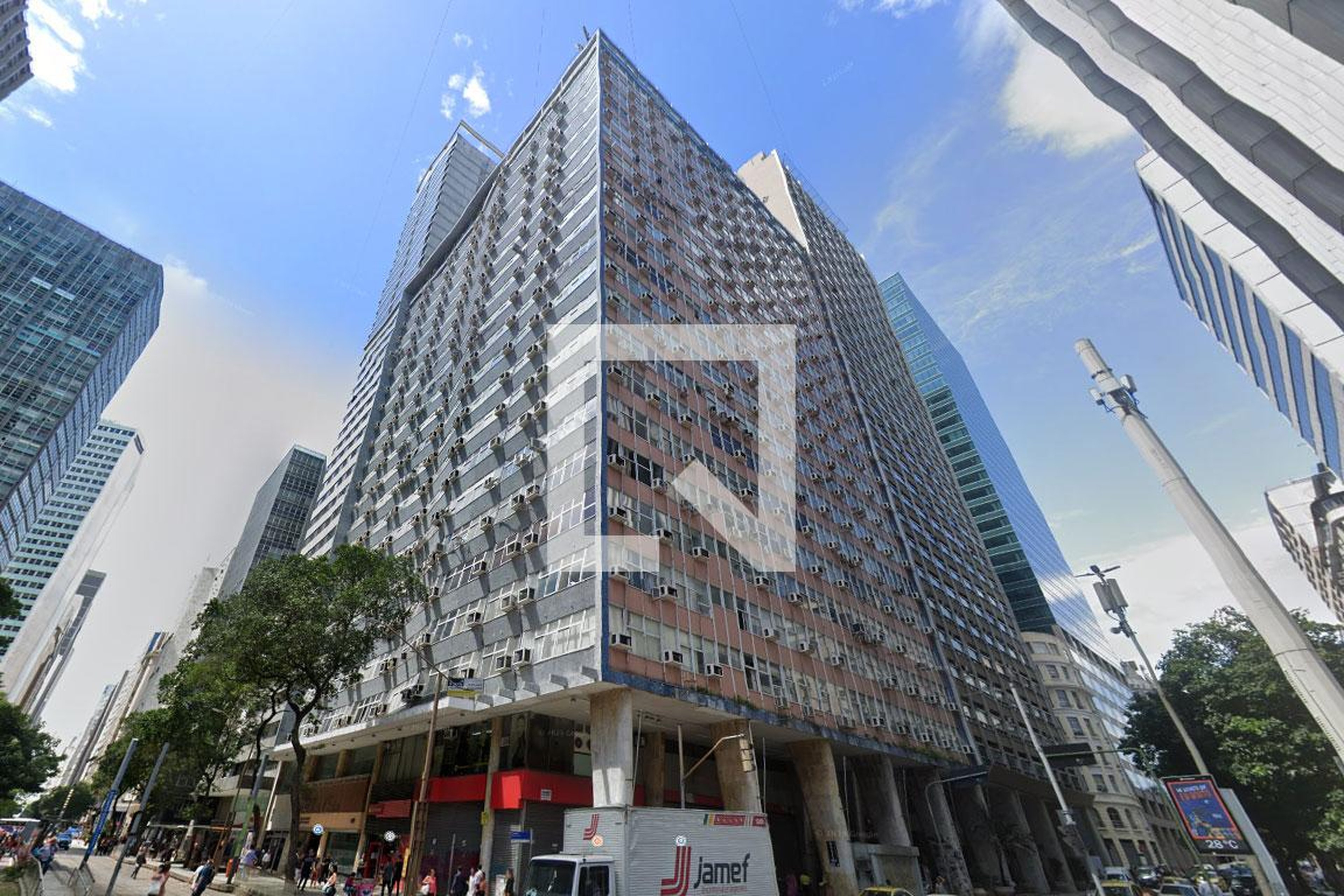 Condomínio Edifício Marquês do Herval, Centro - Rio de Janeiro - Alugue ou Compre - QuintoAndar