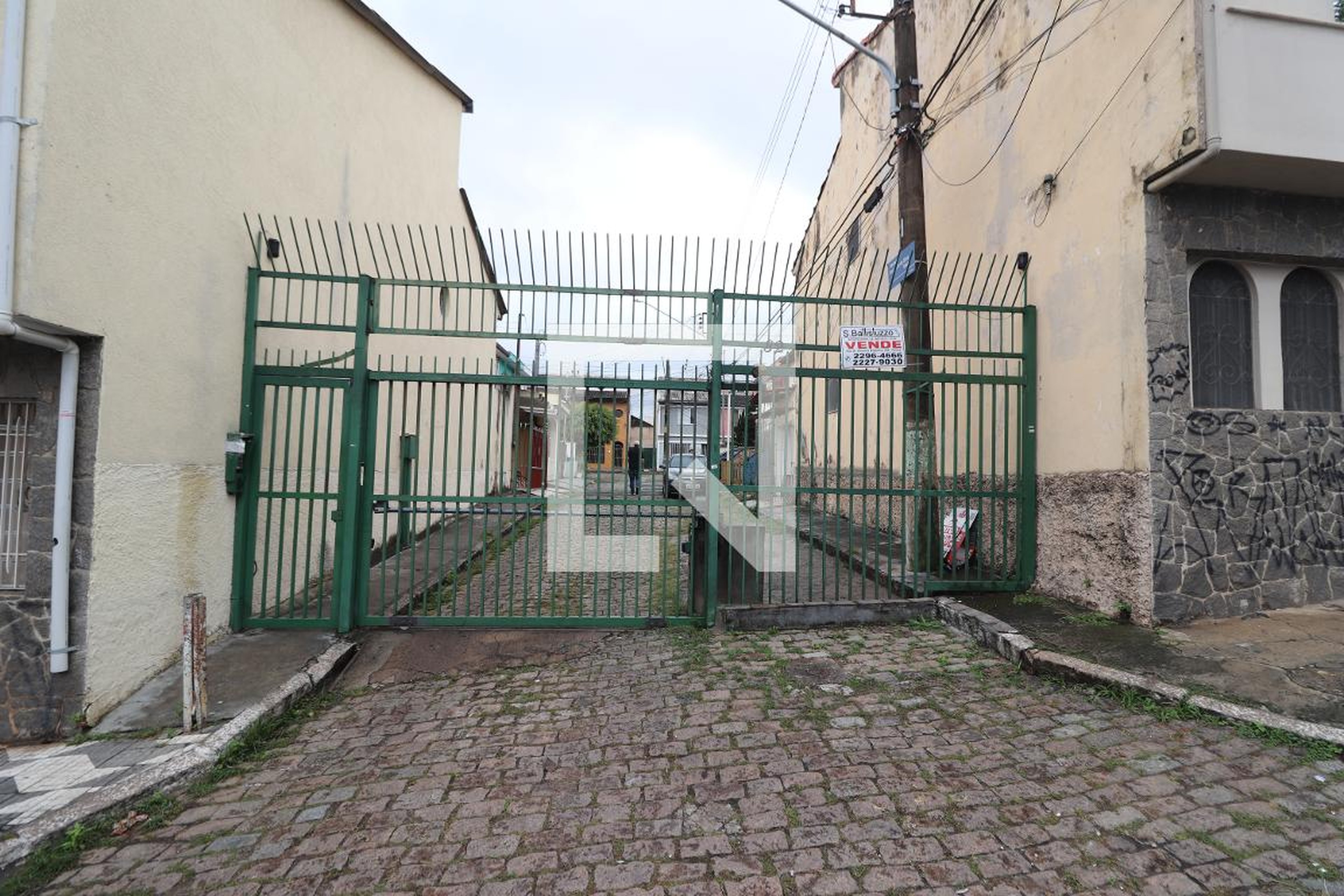 Condomínio em Travessa Leopoldo da Silva Maia, 10, Penha de França ...