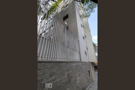 condomínio em Rua Alvarenga Peixoto, 654, Lourdes - Belo Horizonte - Alugue ou Compre - QuintoAndar