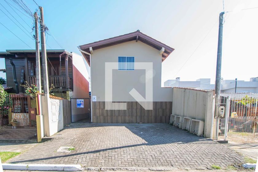 Condomínio em Rua dos Canários, 18, Igará - Canoas - Alugue ou Compre ...