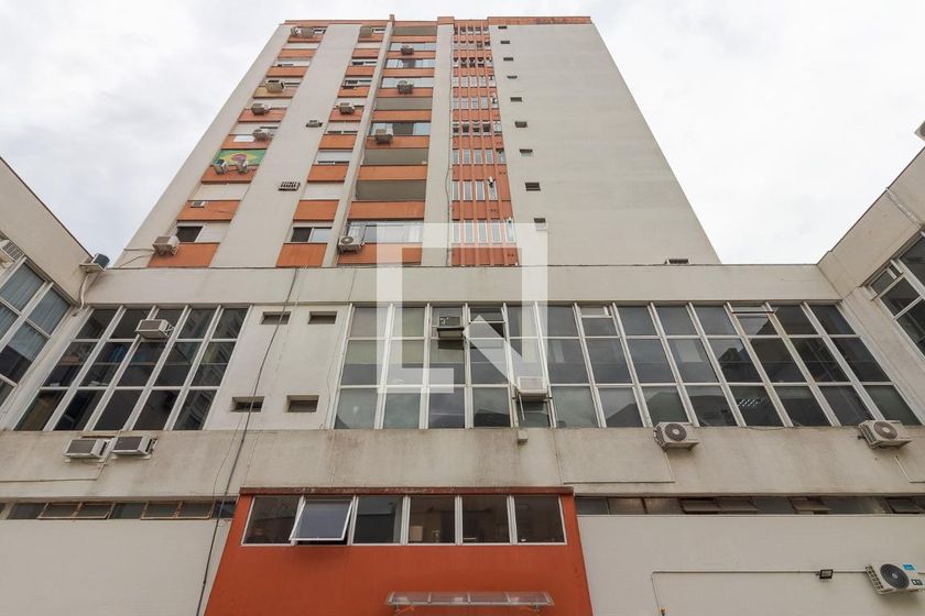 Condomínio Edifício Esplanada Center Residencial, Floresta - Porto Alegre - Alugue ou Compre ...