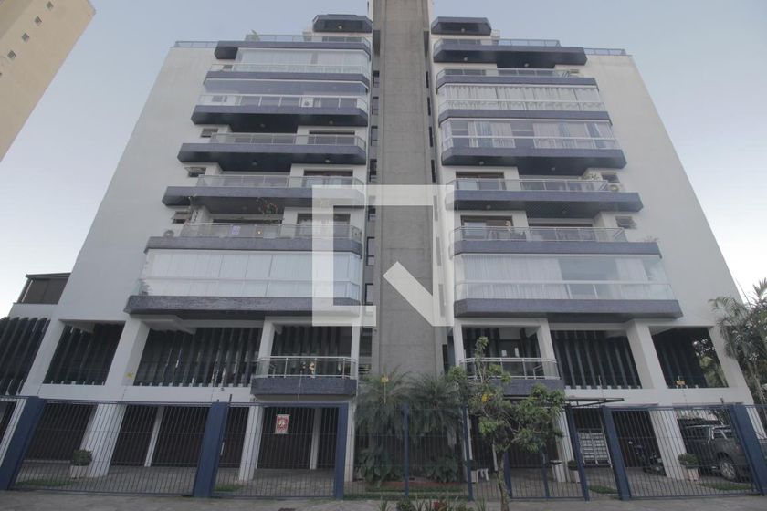 Condomínio em Rua Ângelo Possebon, 36, Centro - Canoas - Alugue ou ...